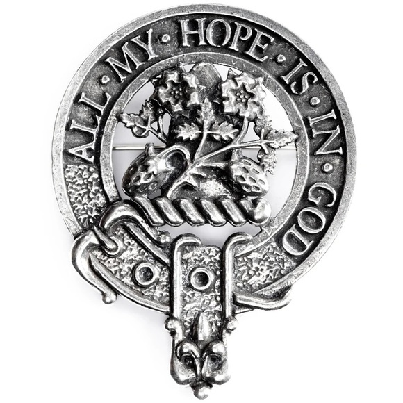 Vintage | Accessories | Usa Kilts Fraser Clan Crest Cap Badge Brooch ...